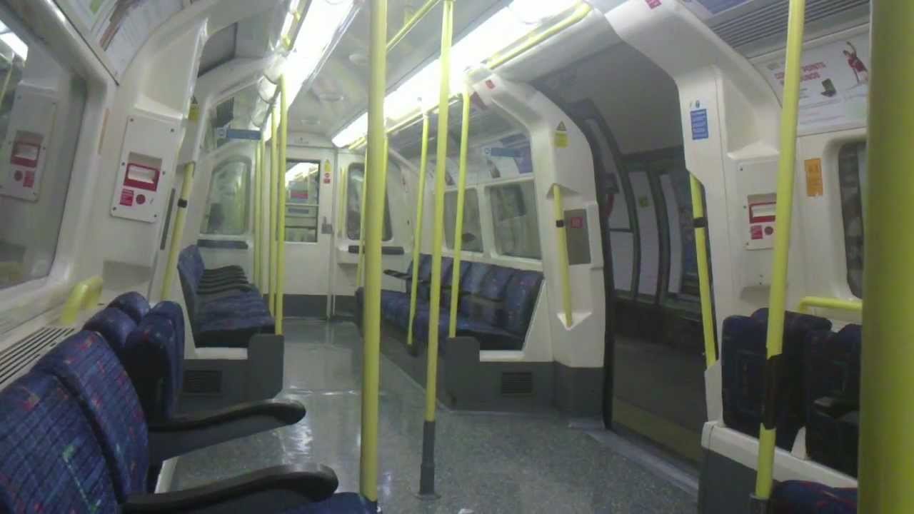 Journey on the Northern Line from Kennington to Leicester Square - YouTube