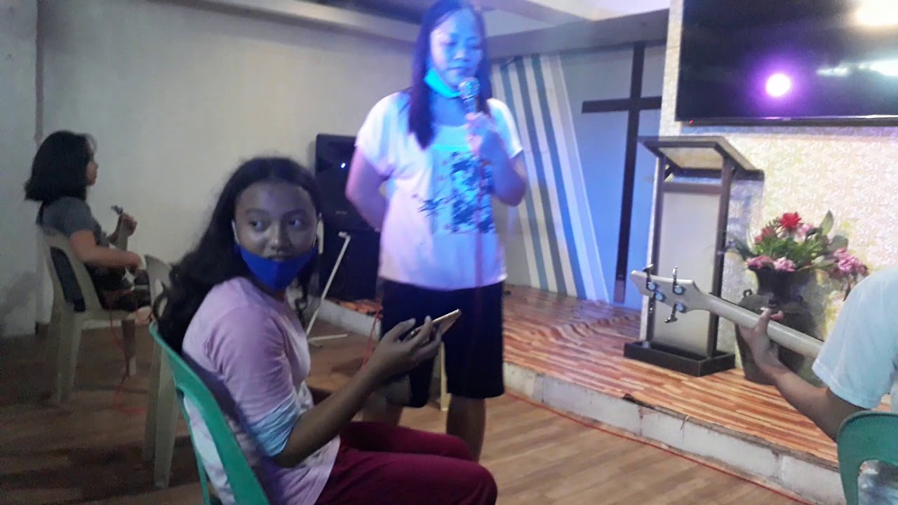 praise and worship team.. PRACTICE... - YouTube
