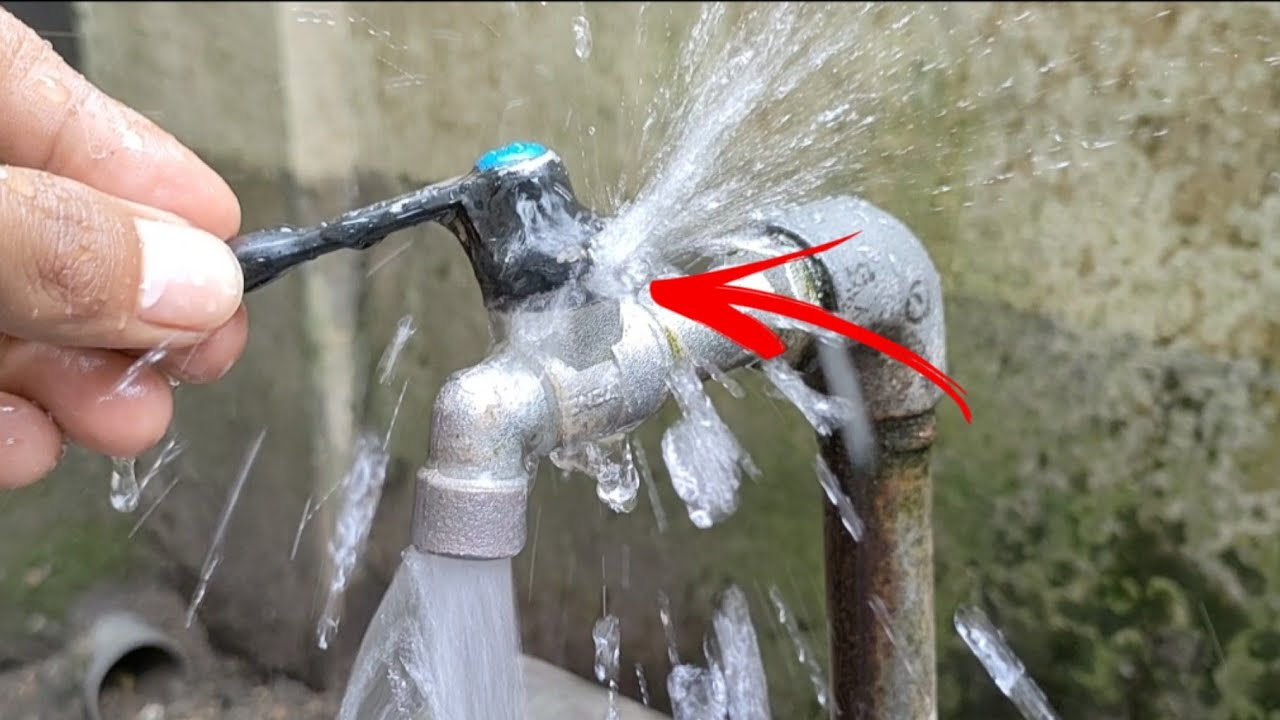 AN EASY WAY TO FIX A METAL WATER LOCK ! SIMPLE IDEA - YouTube