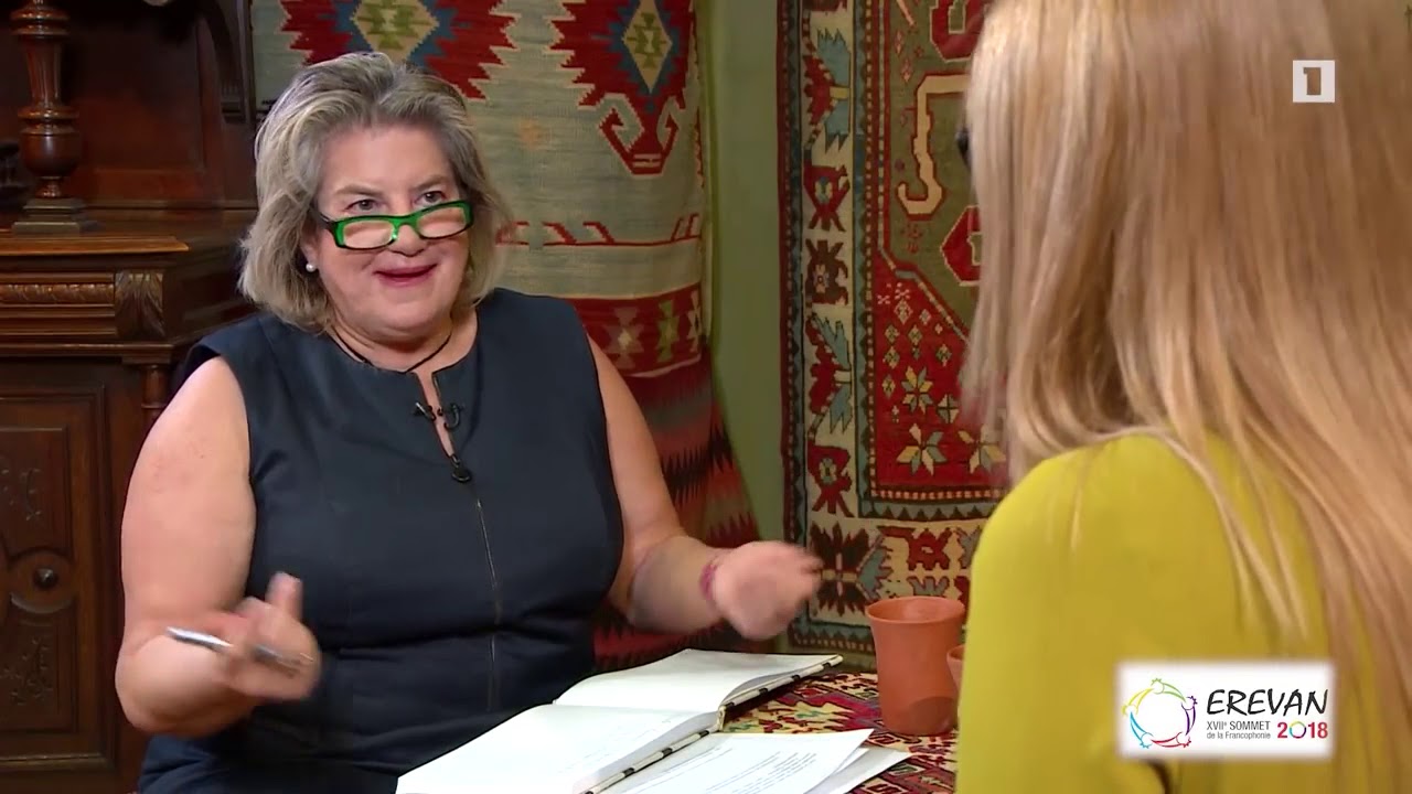 L'interview de Nafsia Nancy Eva Vraila - YouTube