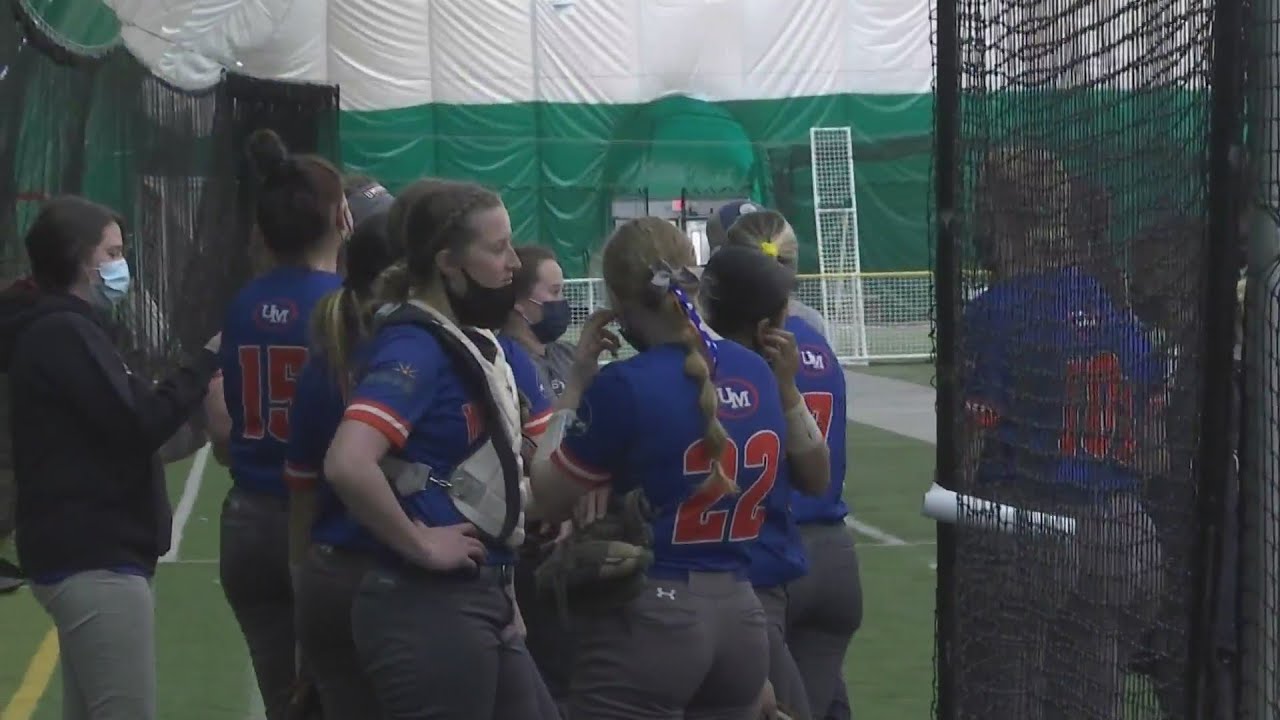 UMary Softball - YouTube