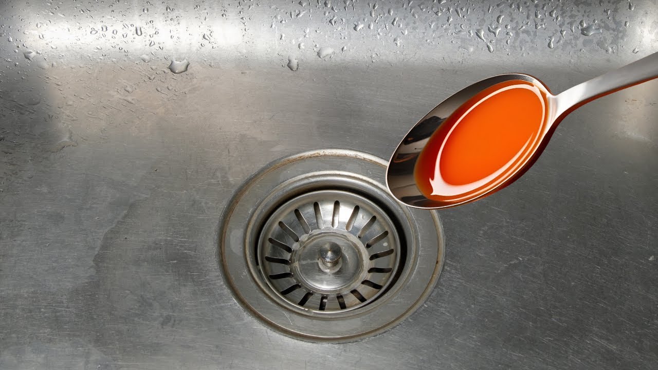 Just 1 tablespoon and the drain is never clogged. The smell disappears ...