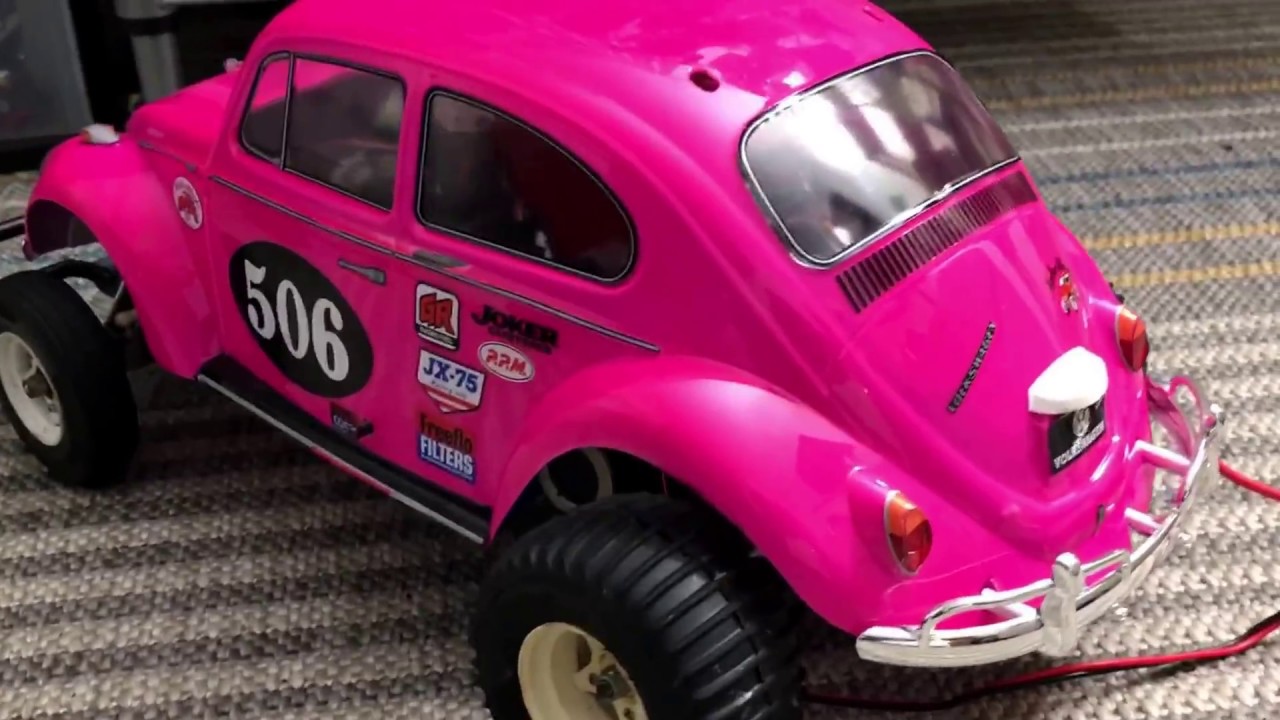 Pink beetle rc playing future mask off (tamiya frog) - YouTube