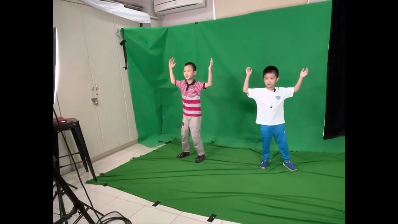 Thankful cover by Sean & Osvaldo @GKY Puri Indah @Kidspace - YouTube