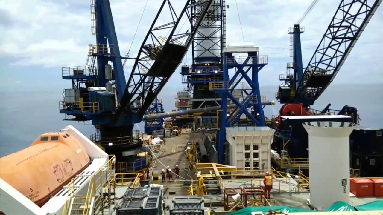Offshore pipeline sk316 - YouTube