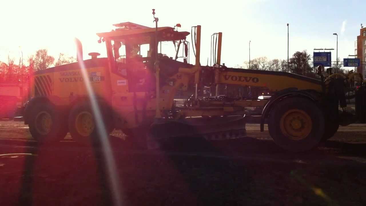 Volvo Model G970 Motor Grader - YouTube