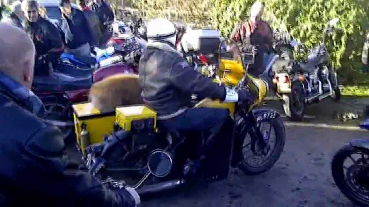 The Vintage Motorcycle Club meet at the Daneway Inn, Sapperton, 1st ...