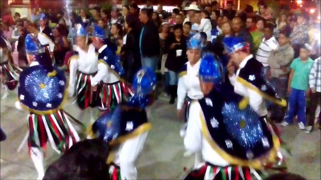 Danza del paloteo / Fiesta del Señor de los Trabajos 2016 - YouTube