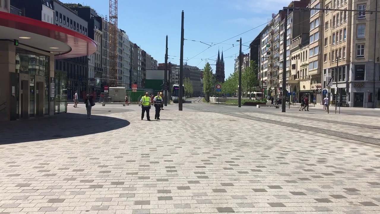Tram 1 arrives at tram stop Opera - YouTube