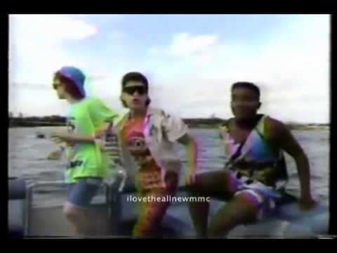 MMC TV Show - Summer Girls - YouTube