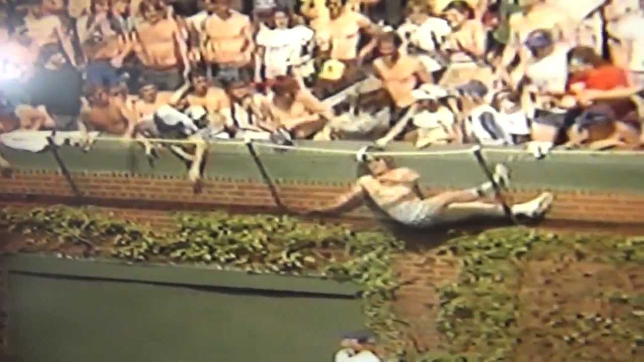 Cubs Fan Falls Into Net At Wrigley Field Reaching For Home Run! - YouTube