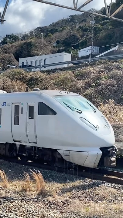 #shorts #jr西日本 #ジョイント音 JR下津駅を通過する289系くろしお！ - YouTube