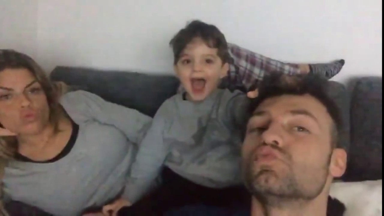 Eugenio Colombo e Francesca del Taglia con il piccolo Brando - YouTube