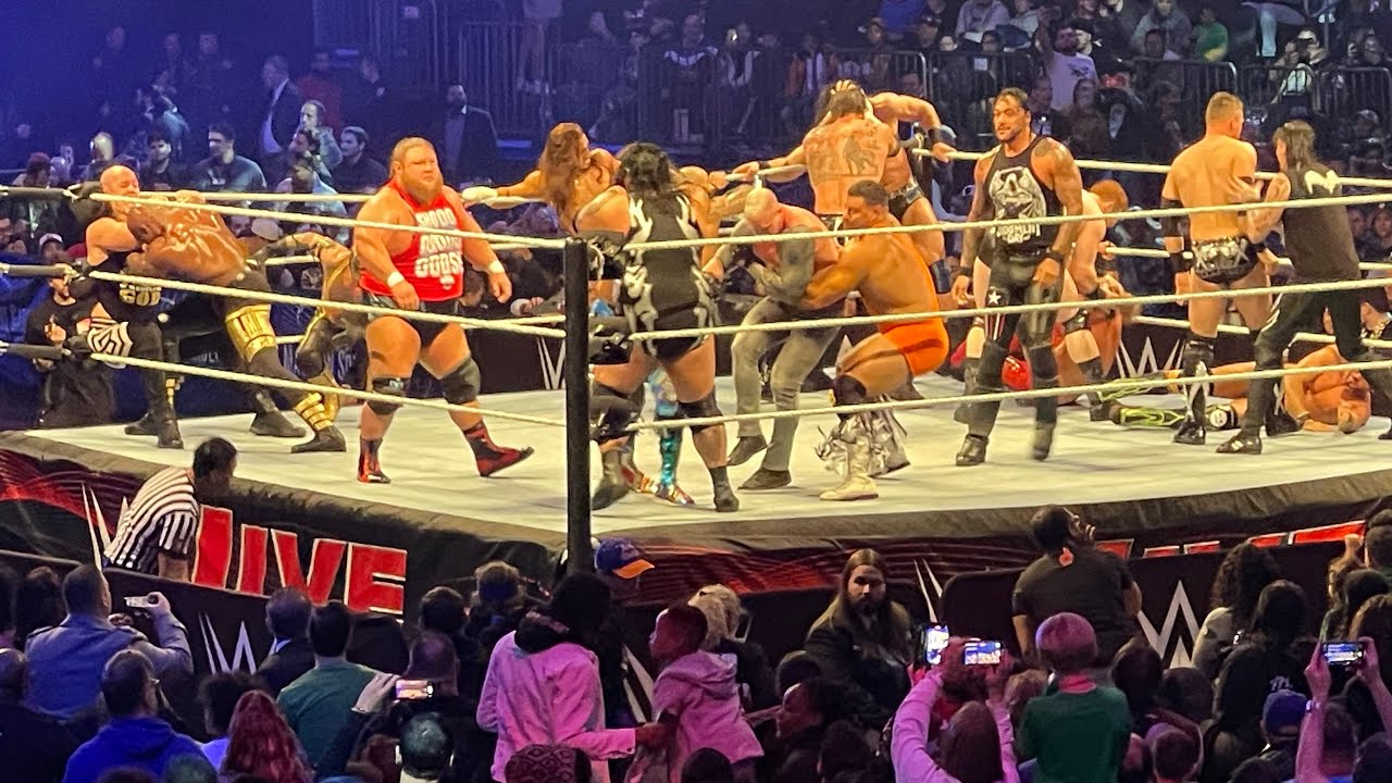 18 Man Battle Royal w/ Entrances Highlights at Road to WrestleMania ...