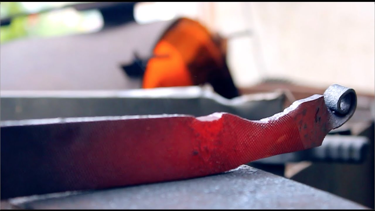 Da una vecchia lima a un bellissimo coltello artigianale - YouTube