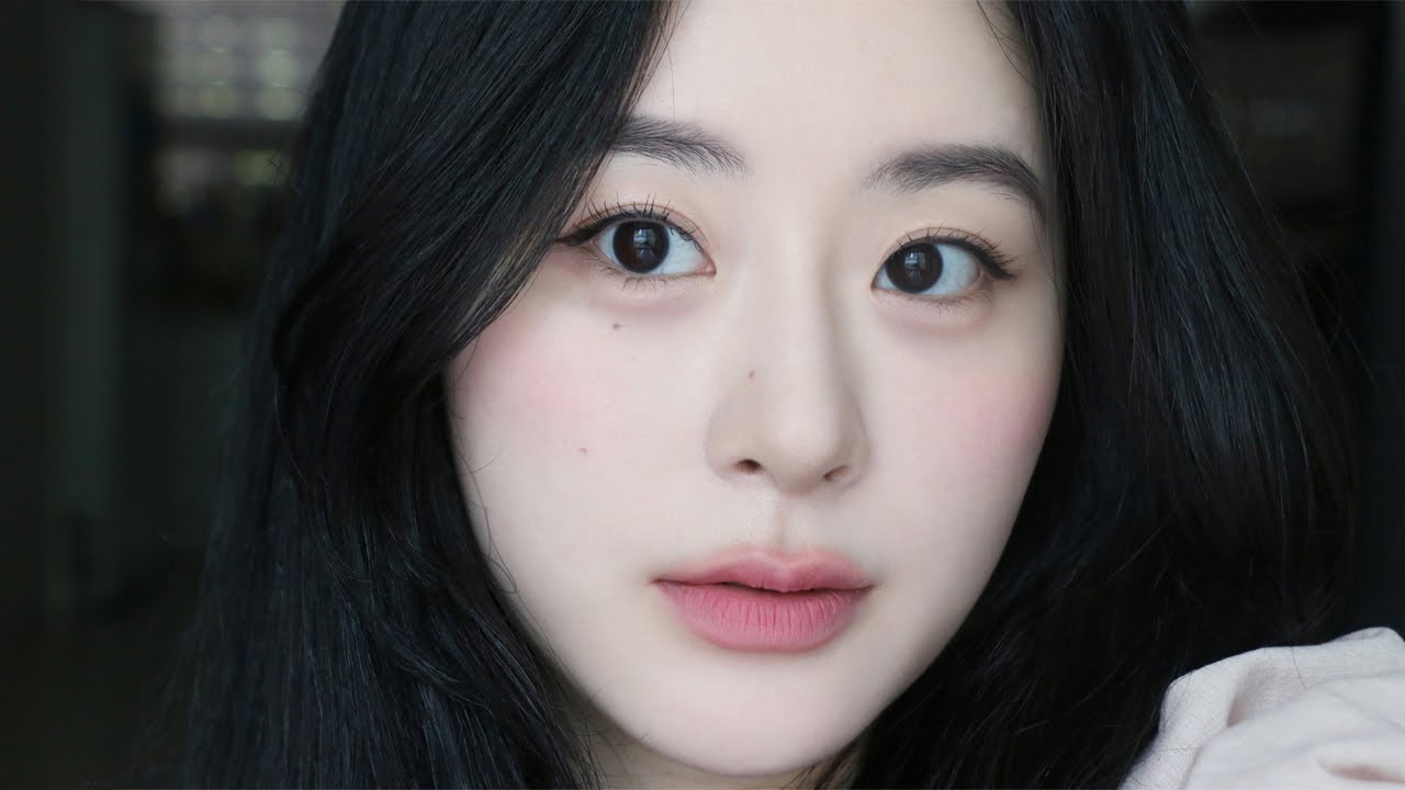 신상템들로 쿨톤 메이크업 💕투쿨포스쿨 픽싱 누드 쿠션 롬앤 립펜슬 더비핑크 블러퍼지틴트 13 쿨링업 클리오 섀도우 팔레트