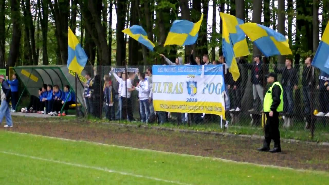 Drawa Drawsko Pom. vs Pogoń Barlinek 08.05.2010 2:7 KIBICE 2 - YouTube