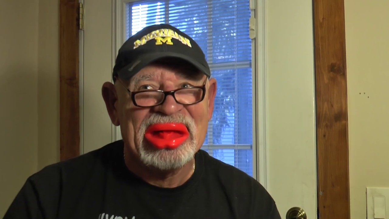 Jerry Lips - YouTube