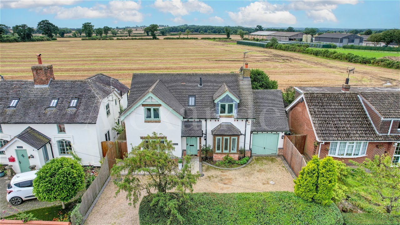 A beautiful, modern detached cottage in the popular village of ...