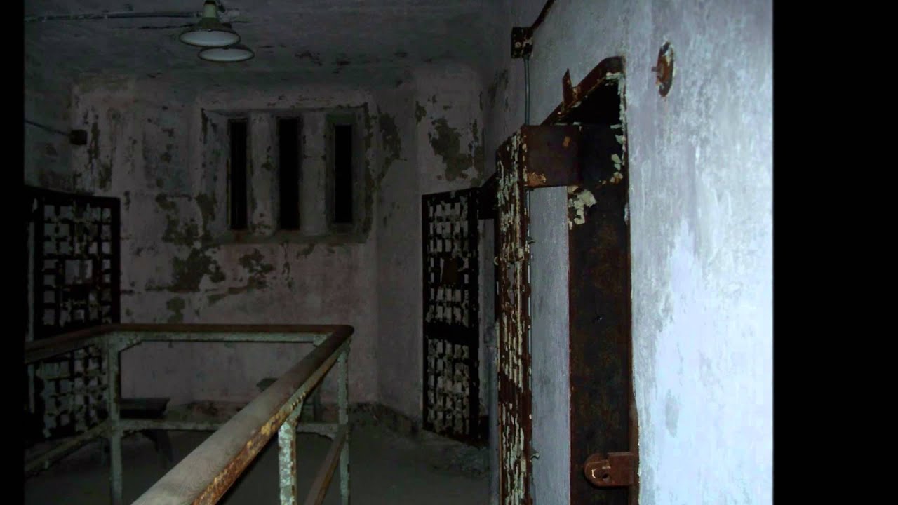 Eastern State Penitentiary Cell Block 12 Spirit Box Session - YouTube