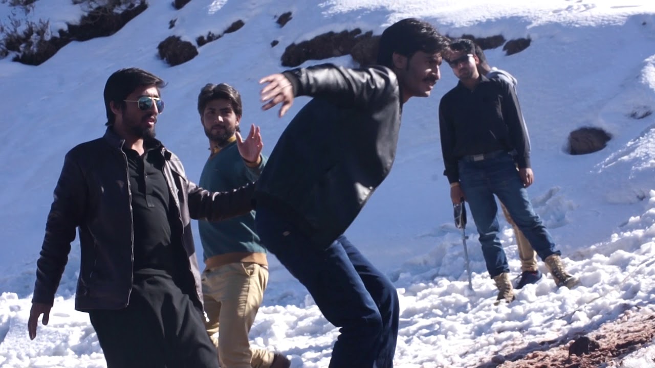 Gilgit dance at Kashmir - YouTube