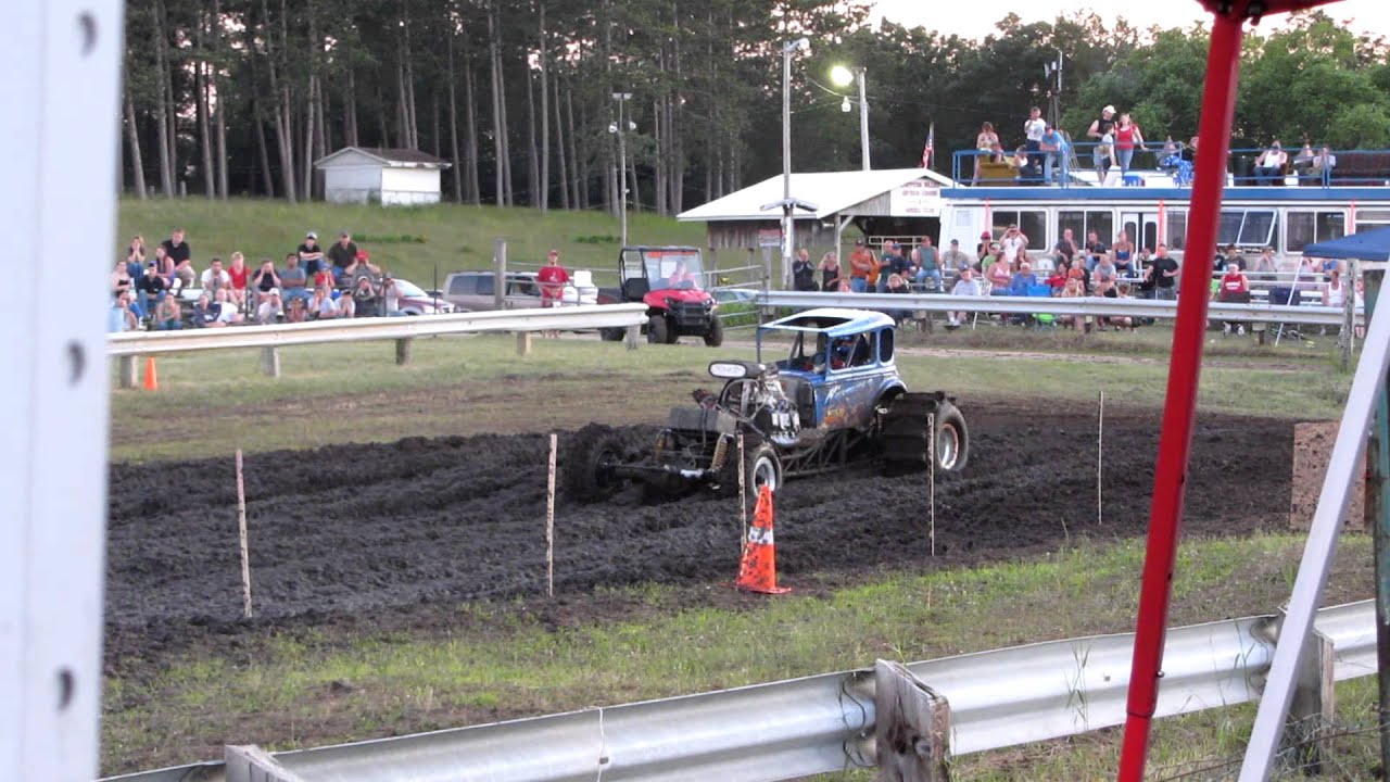 CMA Eau Claire Mud Races - YouTube