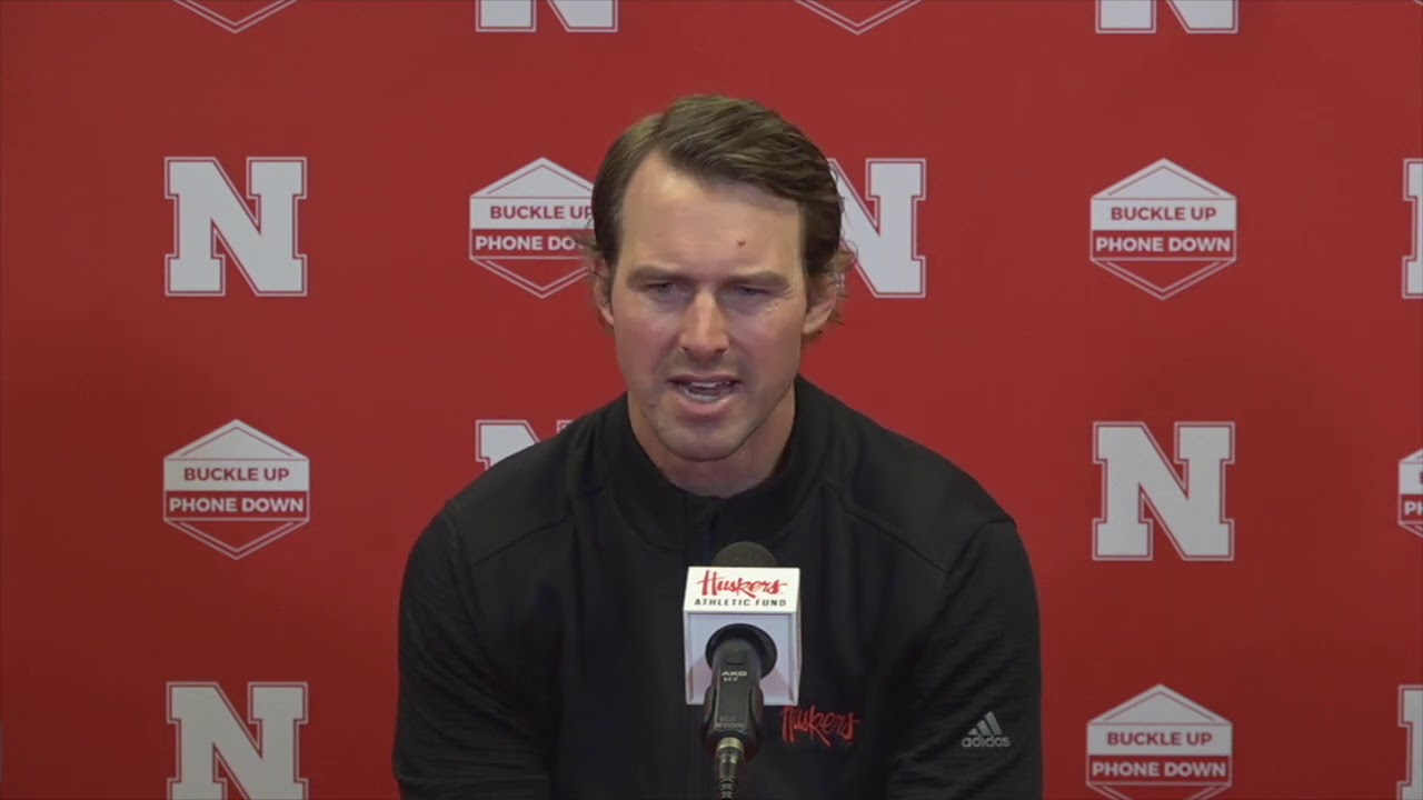 Husker247: Barrett Ruud talks inside linebackers - YouTube