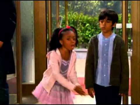 Jessie: Inside Look - YouTube