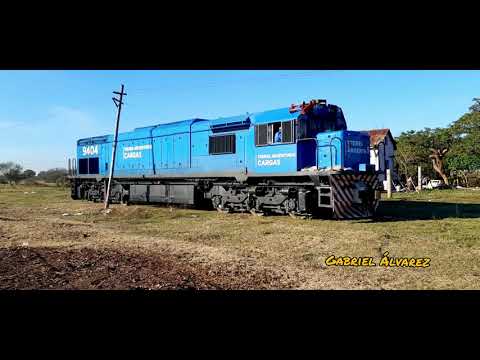 EMD GT26 9404 "Majestuosa" en el Urquiza. - YouTube