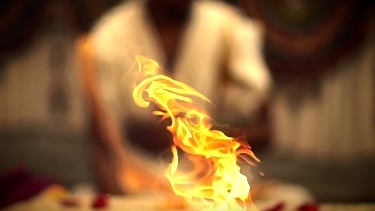 Havan with Rudrashtadhyayi - Vedic fire ritual - YouTube