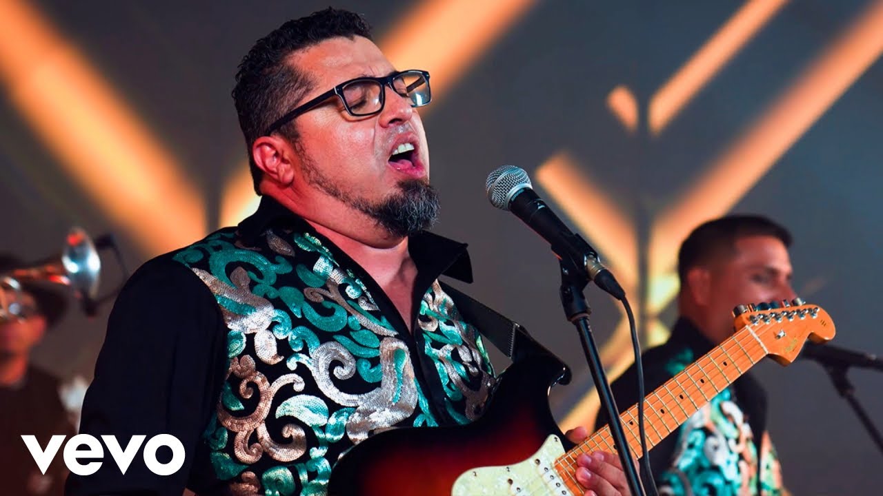 Muziek Grand Band - Magic - YouTube