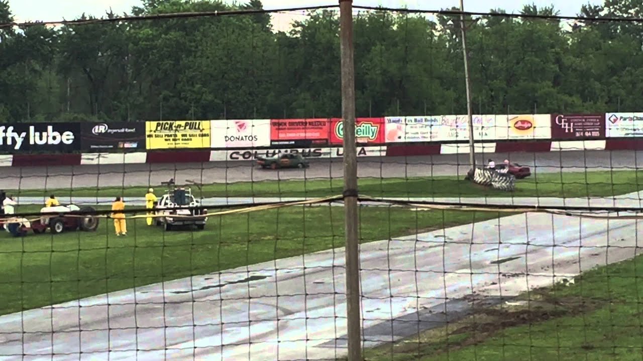 Skid racing pretty awesome Columbus motor speedway - YouTube