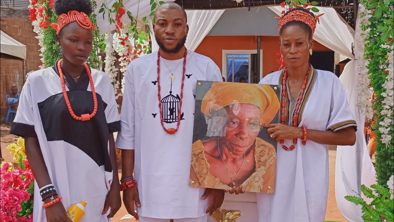 Late mrs Roseline Johnson. live @ oligie igbanke Edo state. - YouTube