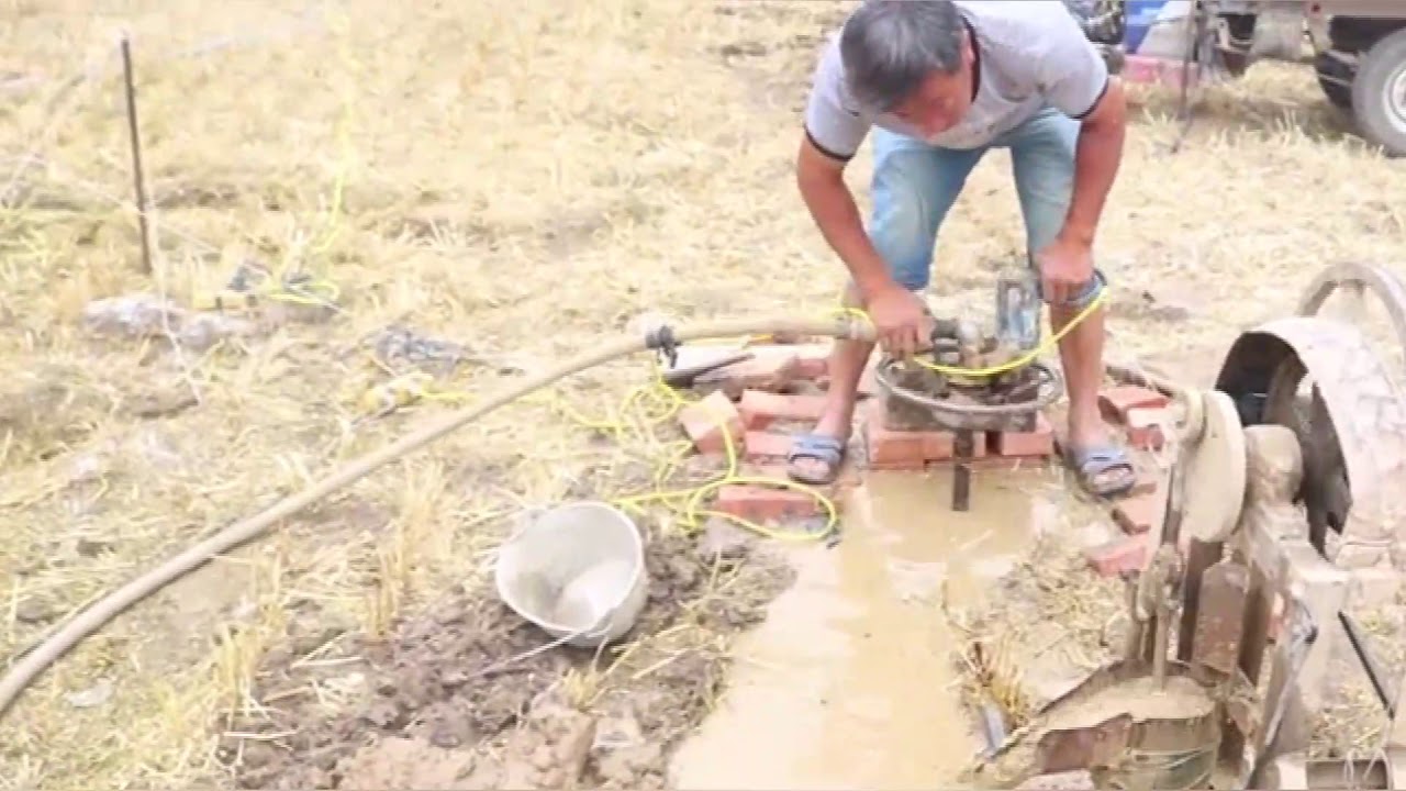 Small handheld small water well drilling rig - YouTube