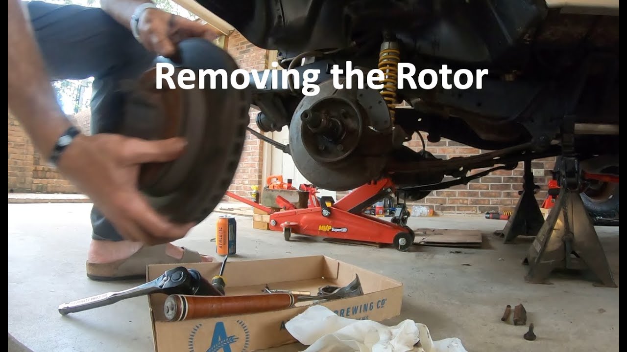 Jeep CJ7 Front Brake Rotor Hub Removal - YouTube