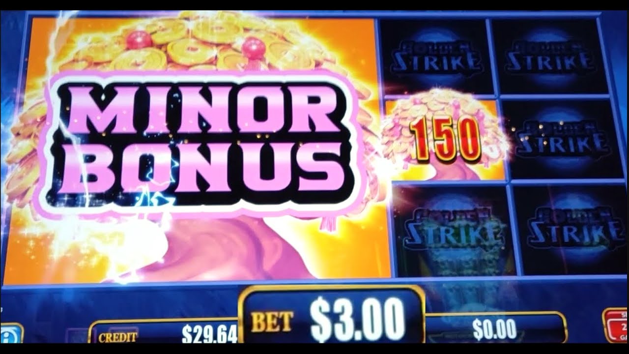 *MINOR JACKPOT* golden strike pokie wins - YouTube