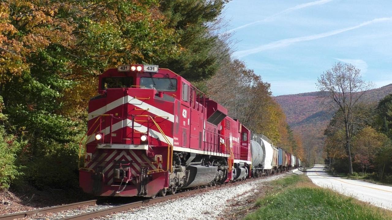Vermont Rail System: RDHJ with newly painted 201 and sold Green ...
