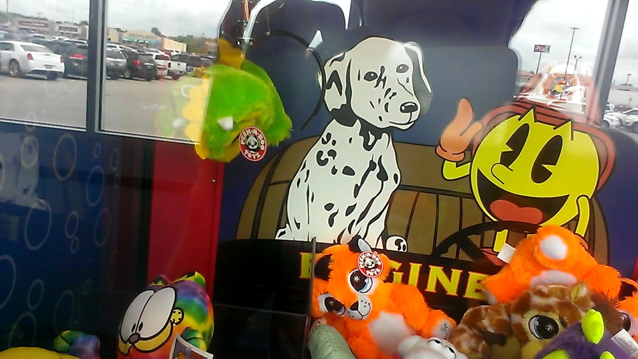 NAMCO FIRE TRUCK CLAW MACHINE@WALMART HES STUCK!!! - YouTube