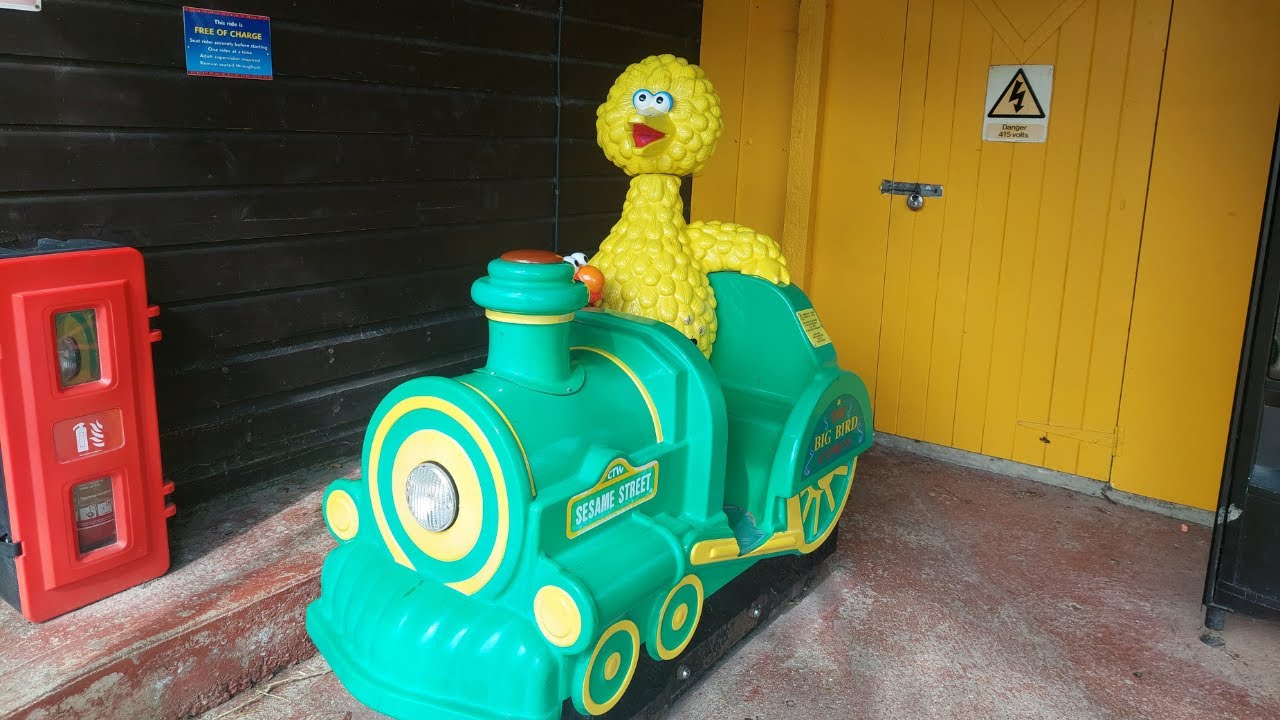 1990s Fun2Learn Big Bird Express Kiddie Ride - YouTube
