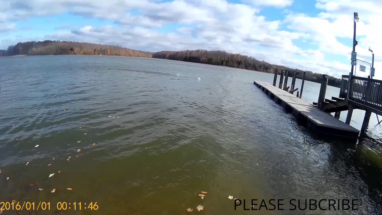 ATOMIK BARBWIRE Rc boat 17 - YouTube