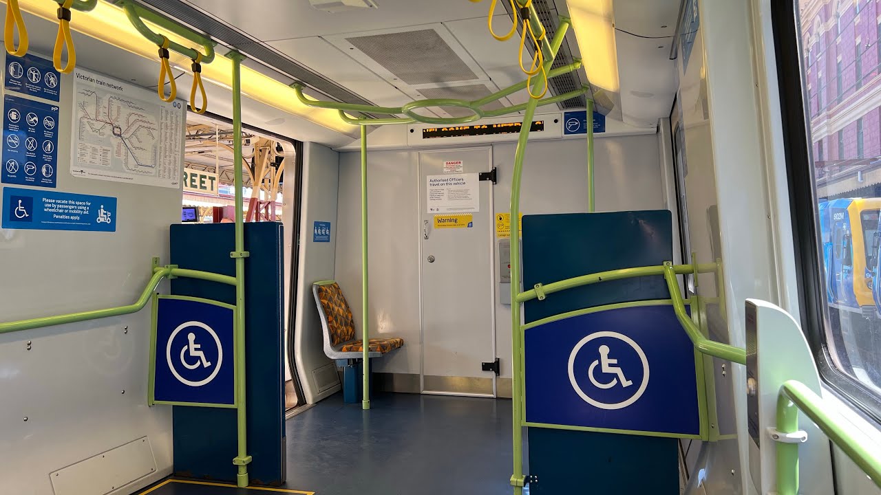 Melbourne Trains DVA: Alstom X’Trapolis 100 - YouTube