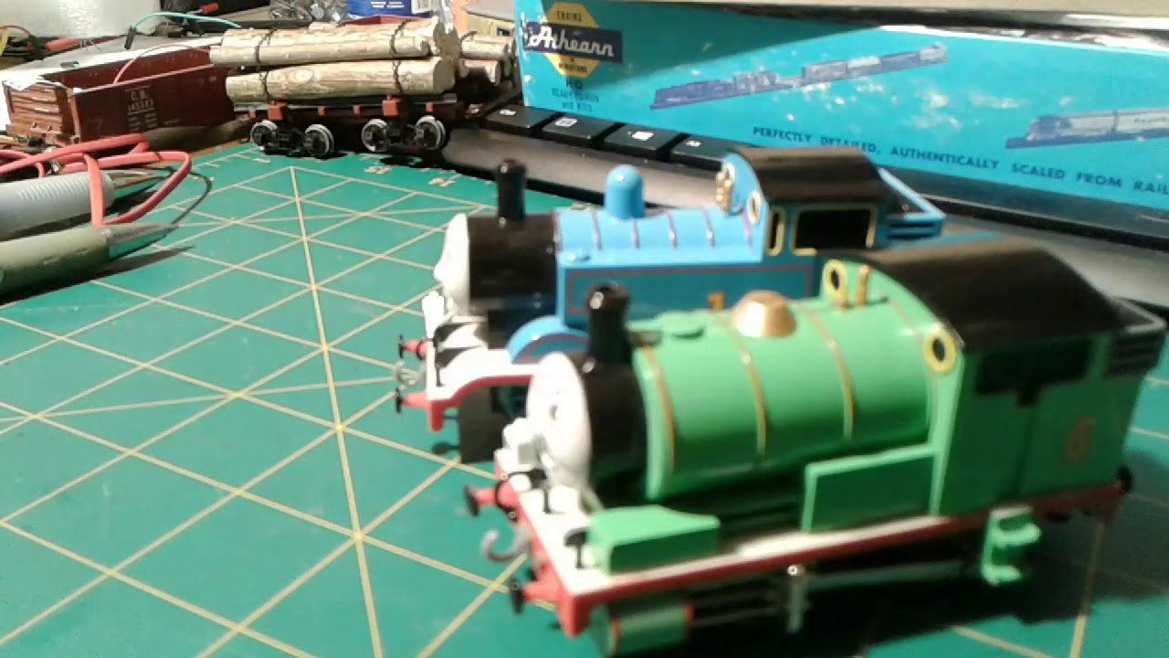 DCC Bachmann Thomas Locomotive HO Scale - YouTube