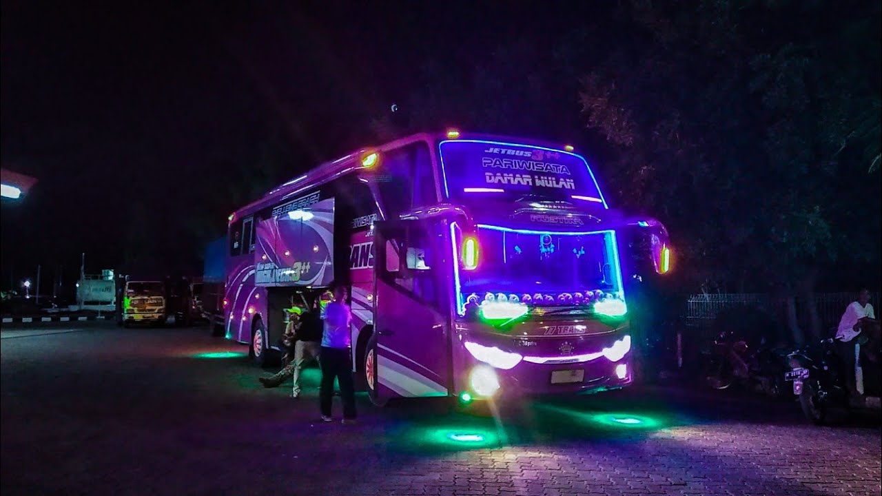Dj bus malam kekinian full strobo!! | free mentahan - YouTube