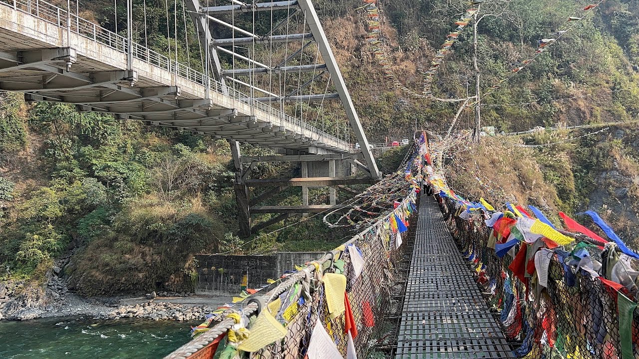 Exploring Amochu Bridge || My nieces Bhutan Adventure || Phuentsholing ...