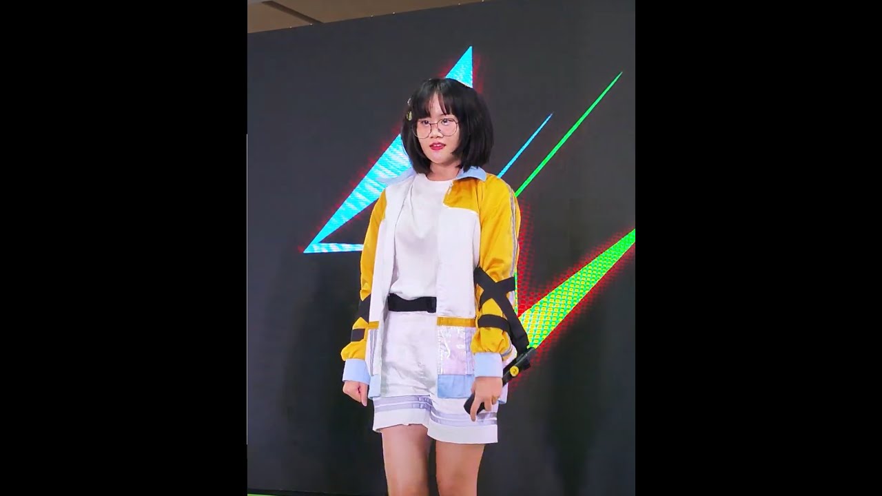 Alignl//nk - " Night Parade " (Kamin focus) 3Grads&4cus @ Central Rama ...