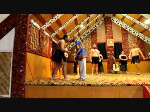 Maori hongi - YouTube