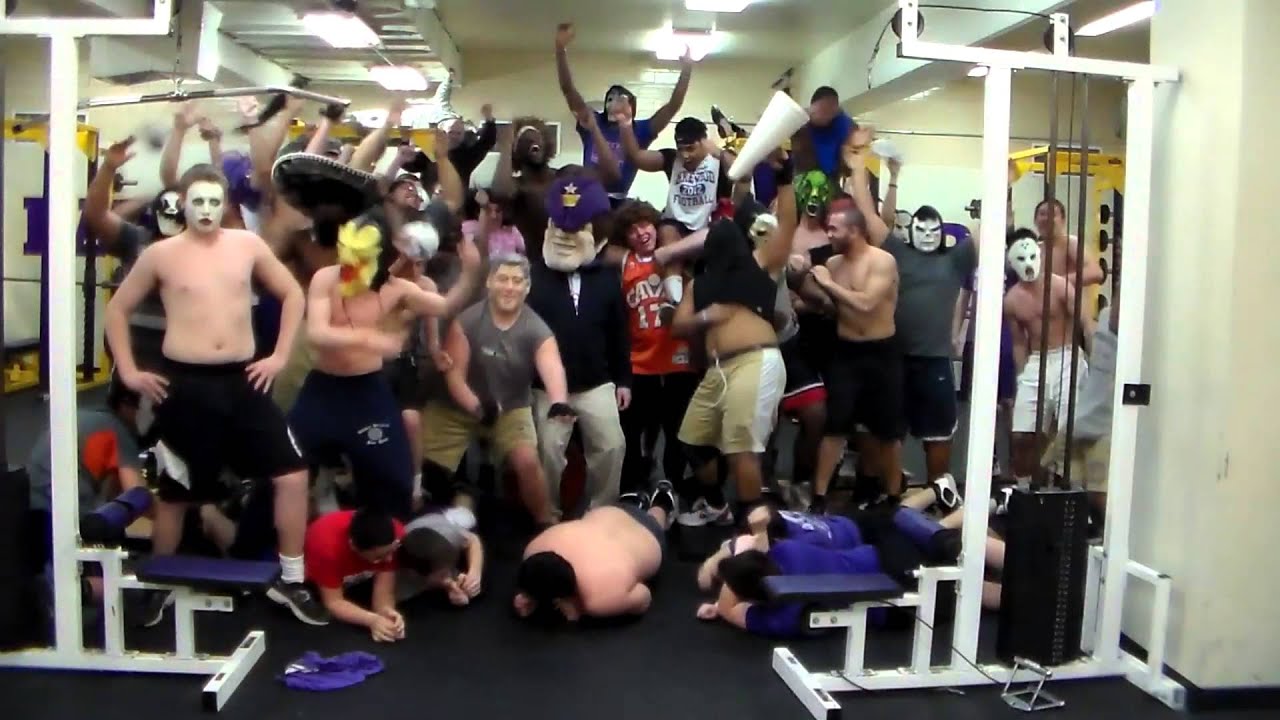 Harlem Shake (Lakewood Rangers Football) - YouTube