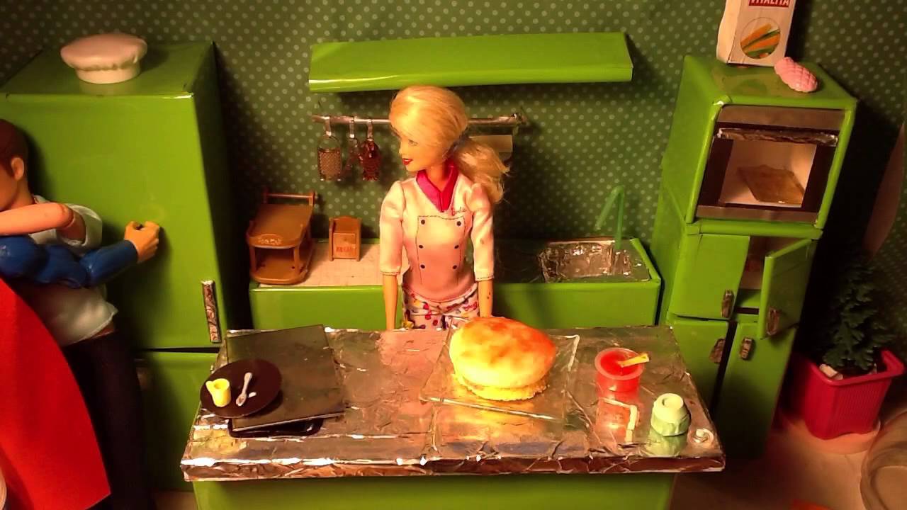 E8 - Barbie's Stop Motion Cooking Show - Barbie vs. Superman Part 2 ...