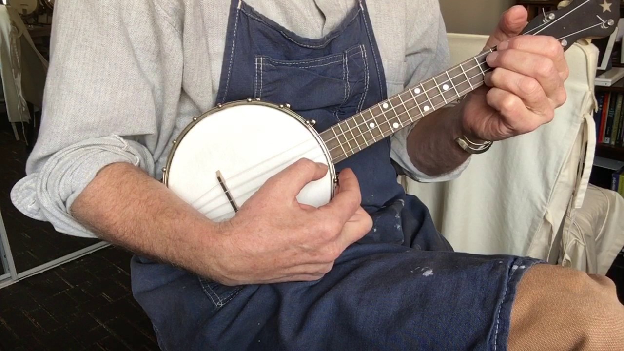 Oliver Ditson Banjo Ukulele Vintage - YouTube