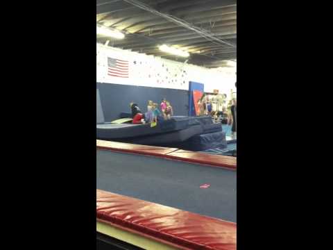 The kids dancing in gymnastics class.